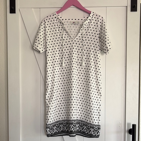 Vineyard Vines | Dresses | Vineyard Vines Black And White Mini Dress ...